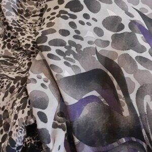 Miley Cyrus & Max Azria | Tops | Miley Cyrus Max Azria Printed Flowy ...